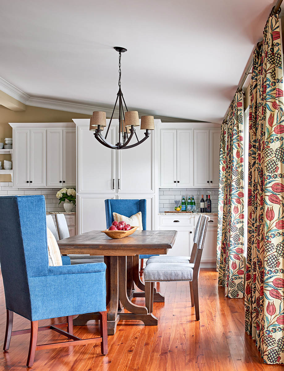 Classical Revival - Lynn Blackwell Interior Design